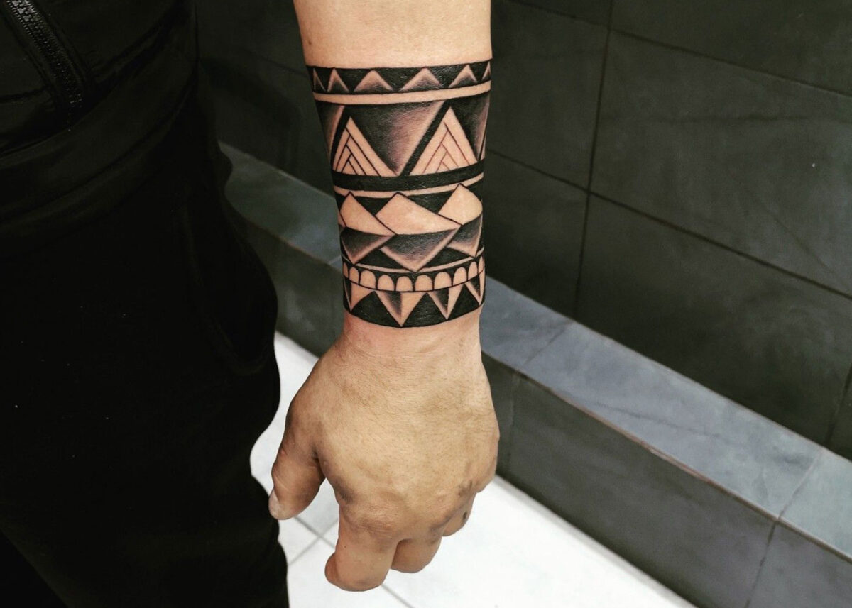 Idei de tatuaje mici unice pentru barbati de pe Mojoo - Asociatia Macondo